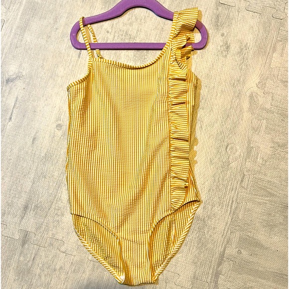 Zara | Swim | Girls Zara One Piece Bathing Suit With Ruffle Detail ...